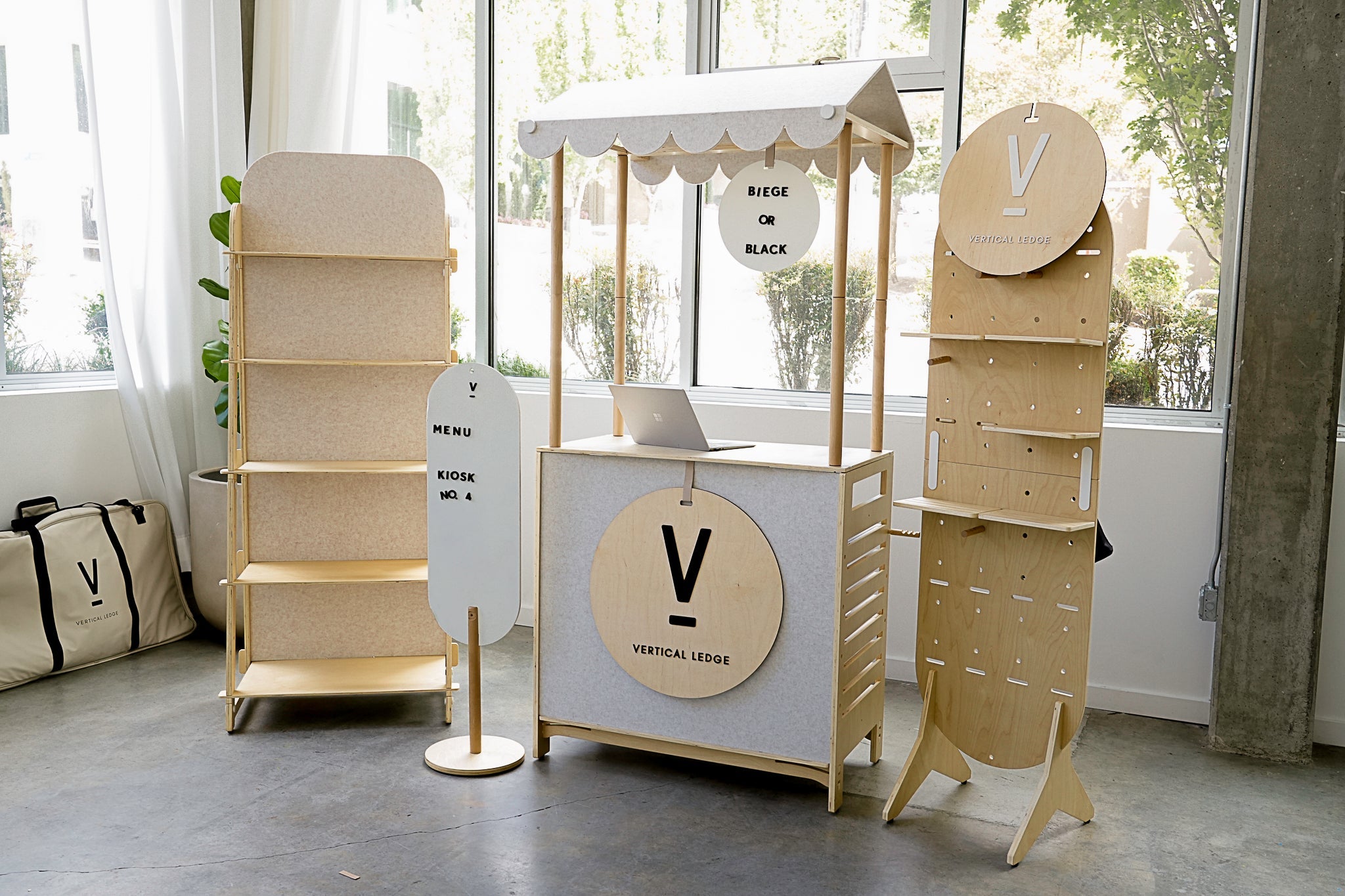 50 Fun and Creative Uses for Pop-Up Modular Kiosks at In-Person Busine ...