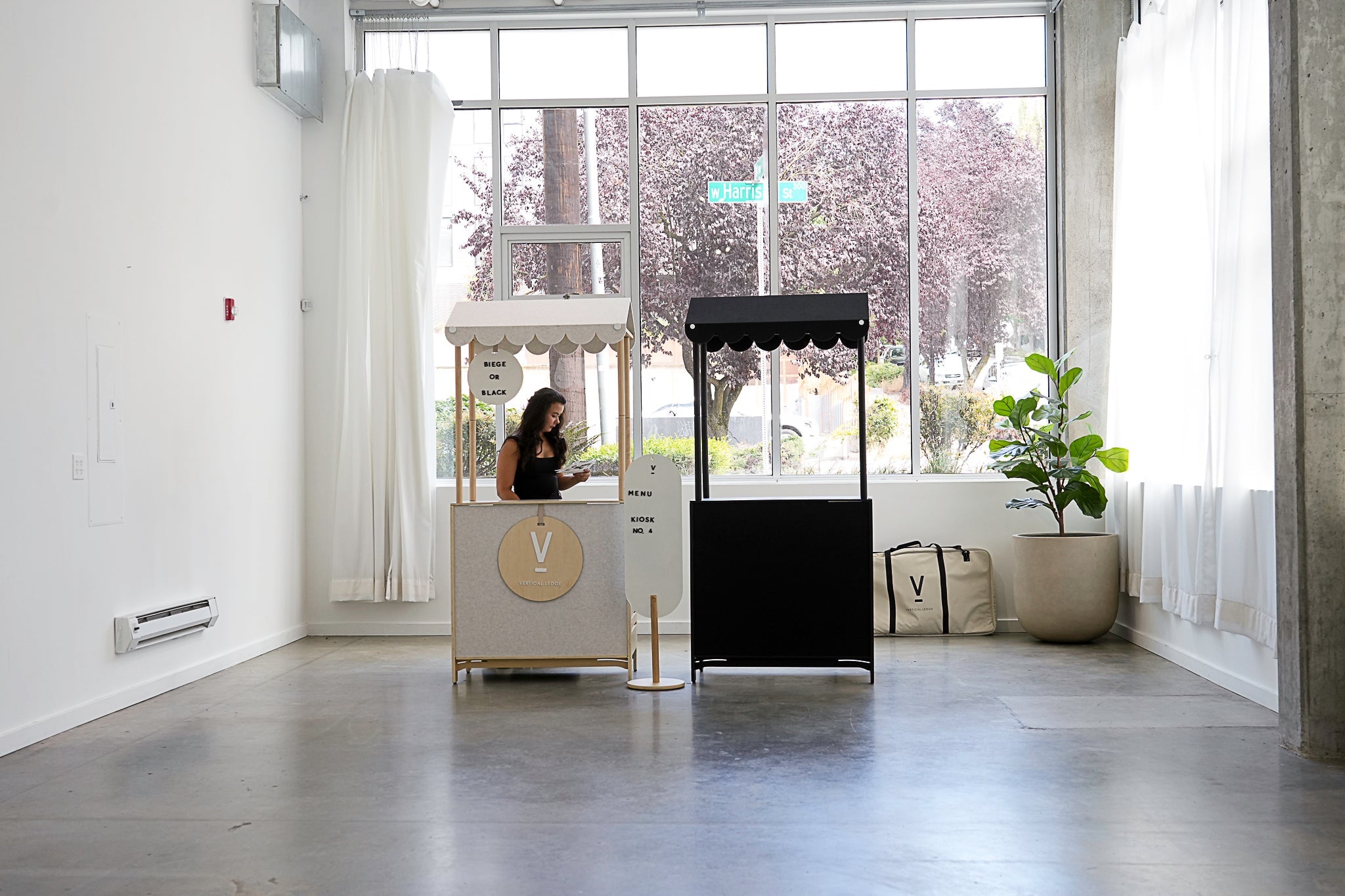 Elevating Corporate Events with Charcuterie Pop-Up Kiosks: The Pros an ...