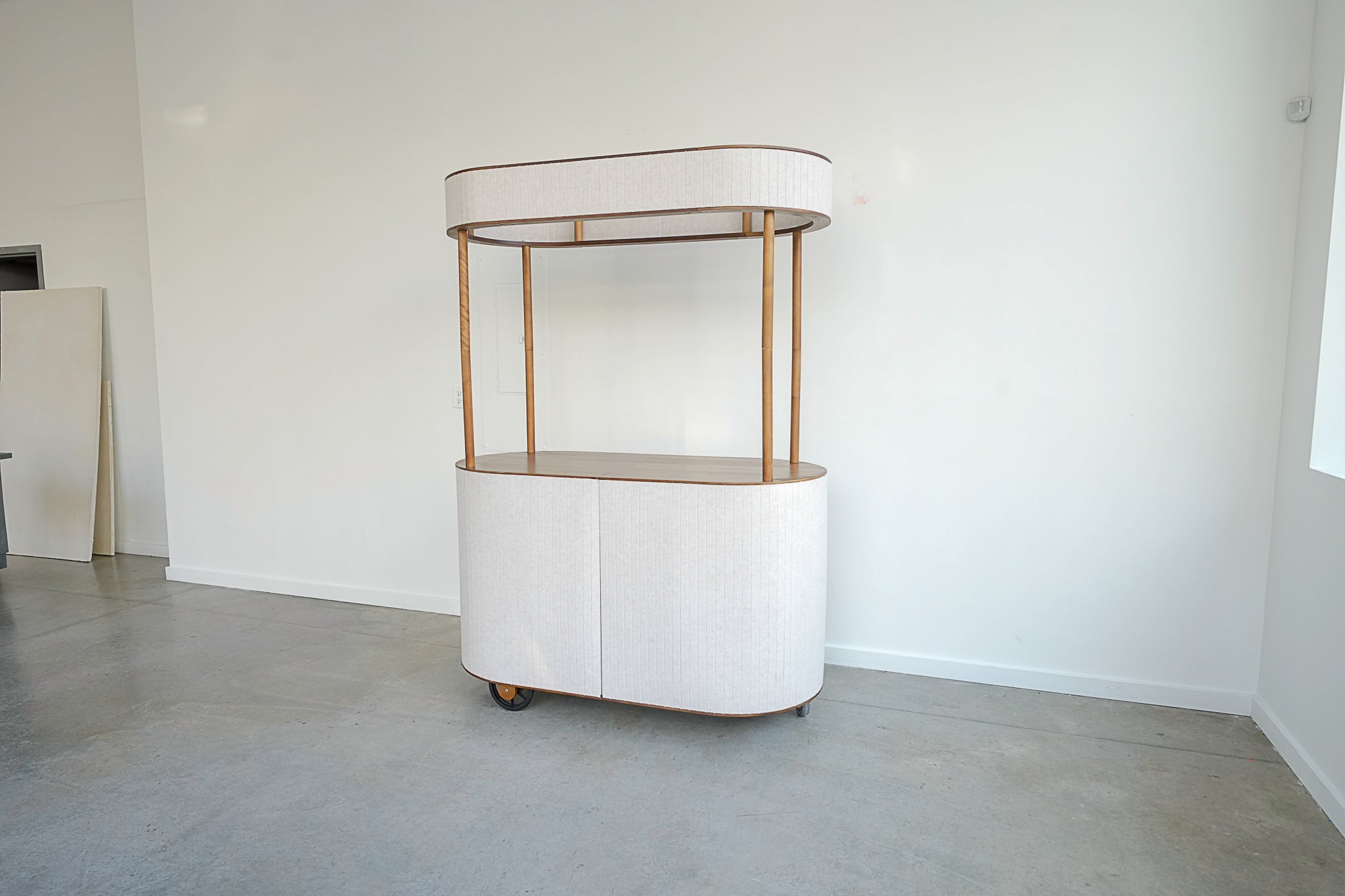 Carrello No. 3 - Vertical Ledge